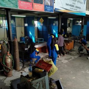 Kelas dan Laboratorium/Bengkel – SEKOLAH SMKN1 CIBINONG